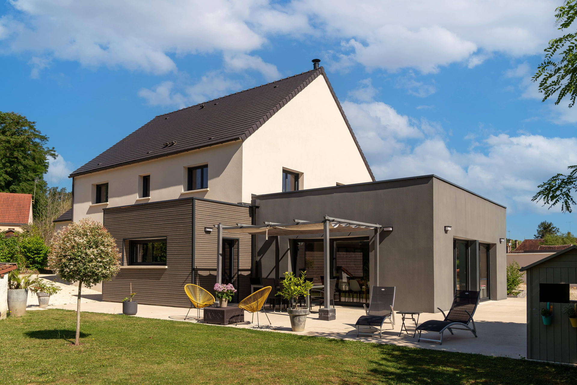 Construction d'une habitation contemporaine - ARP Architecte | Auxerre ...